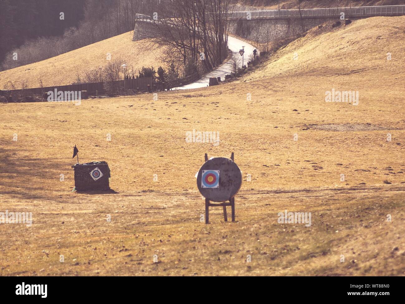 Field archery hi-res stock photography and images - Alamy