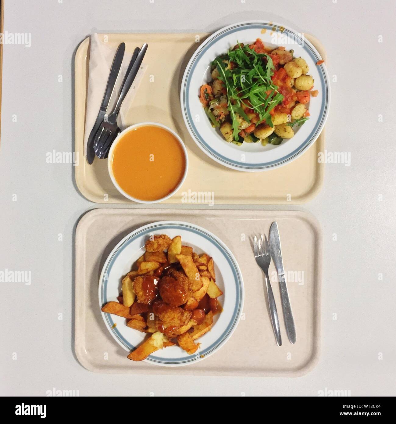 Lunch tray hi-res stock photography and images - Alamy