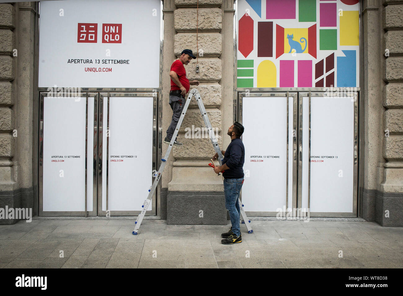 Uniqlo store opening hi-res stock photography and images - Alamy