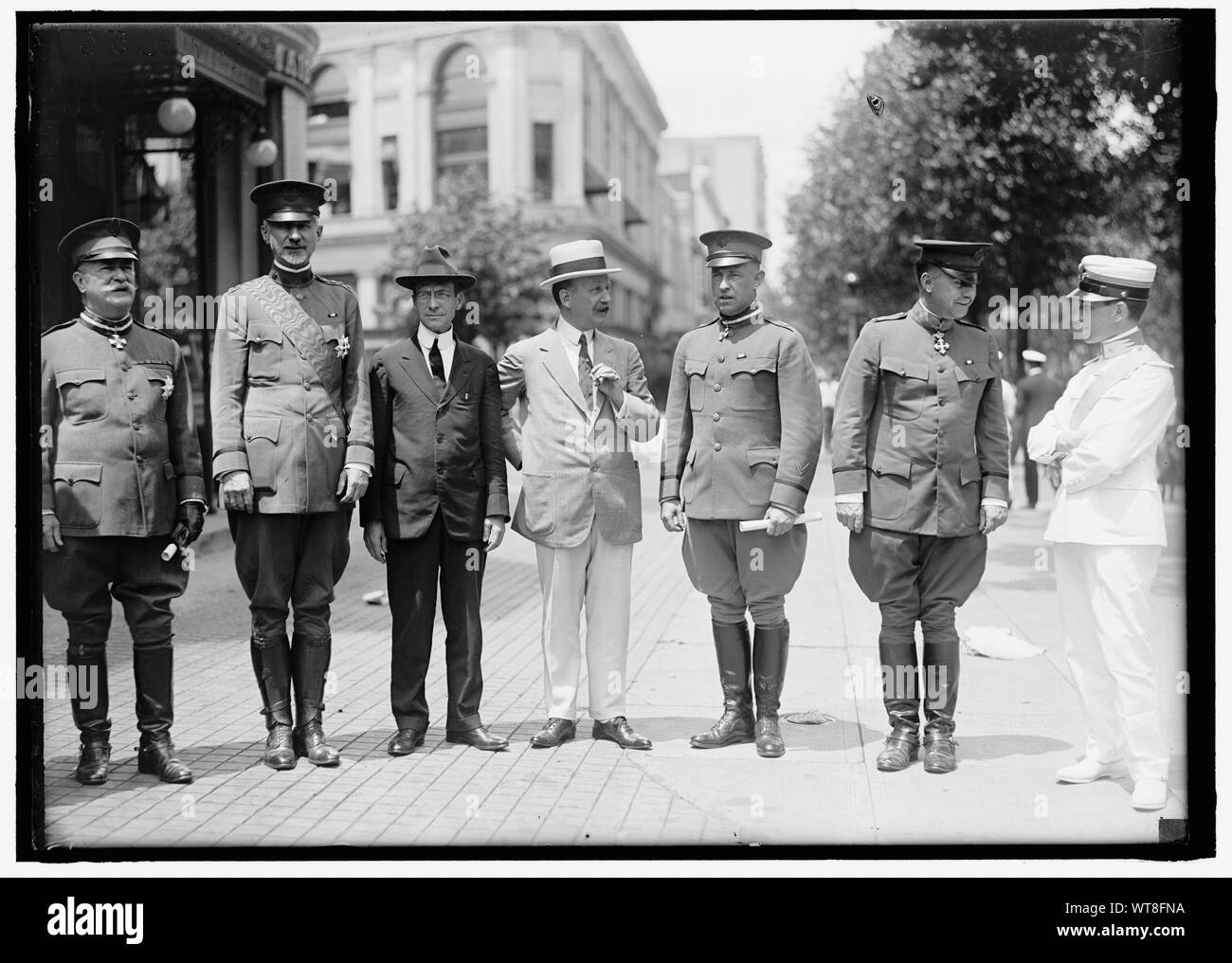 Sec army hi-res stock photography and images - Alamy