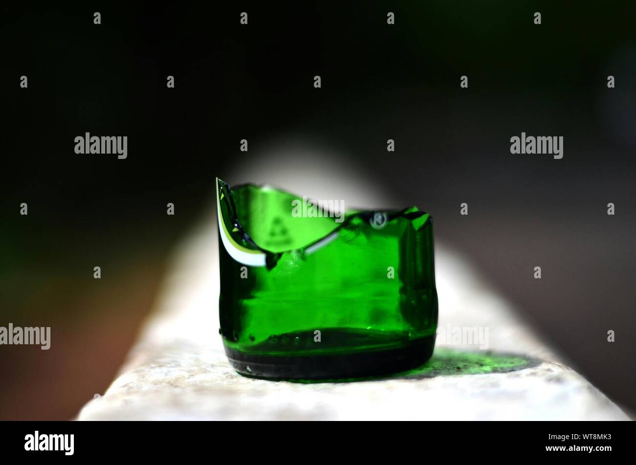 Broken bottle hi-res stock photography and images - Alamy