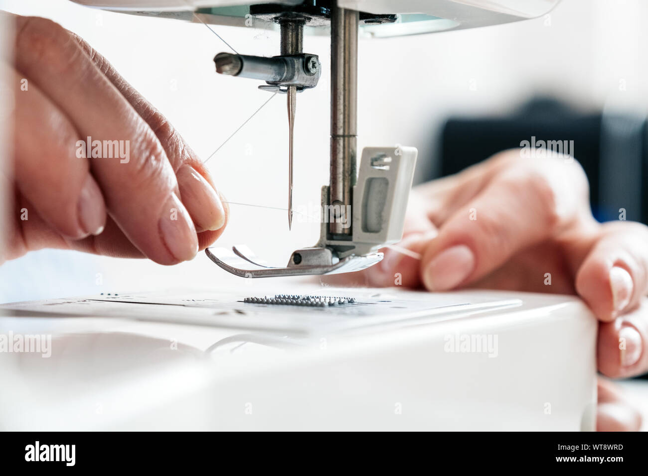 Hand threading tool hi-res stock photography and images - Alamy