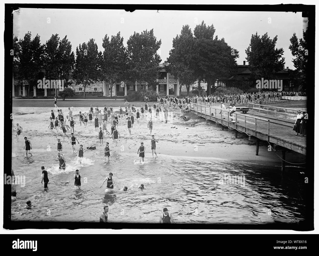 Air force personnel military Cut Out Stock Images & Pictures - Alamy