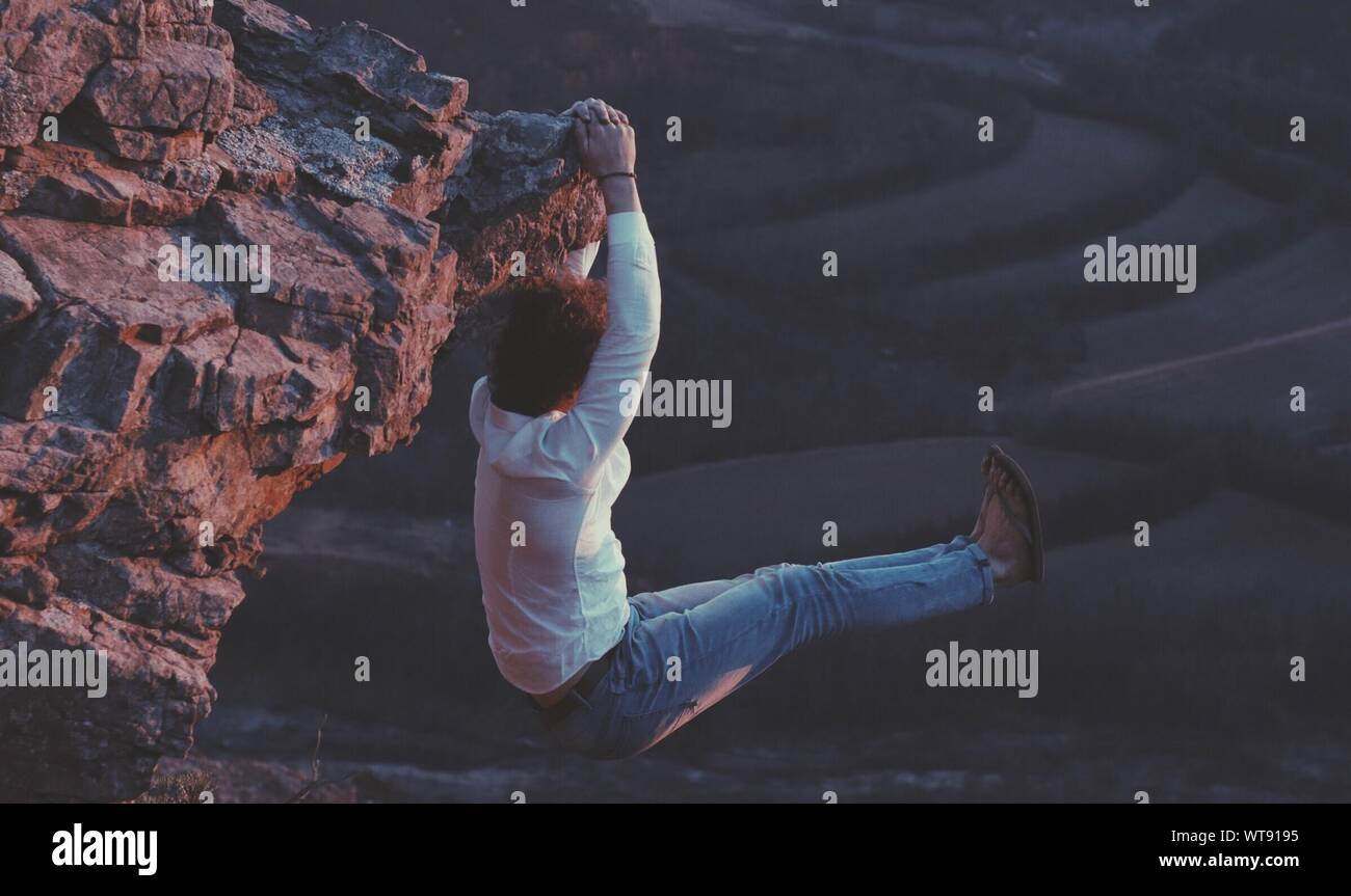 Hanging cliff High Resolution Stock Photography and Images - Alamy