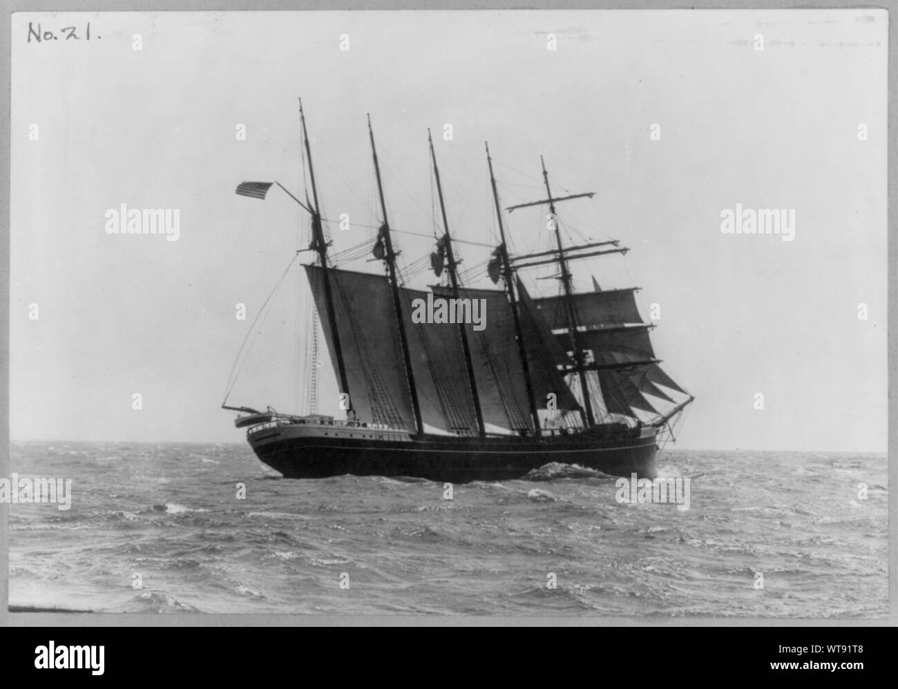 Uss monitor hi-res stock photography and images - Alamy