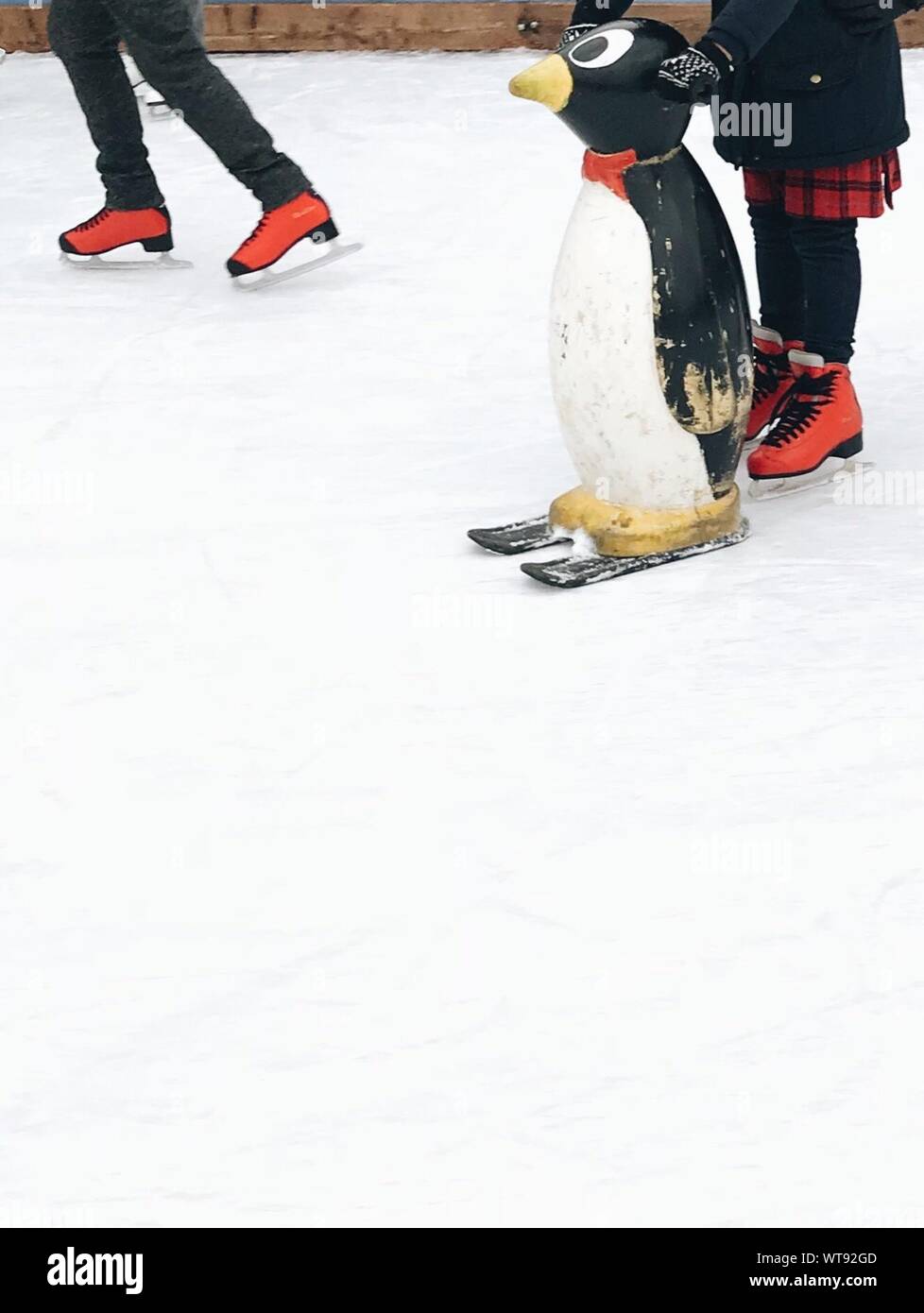 People ice hi-res stock photography and images - Alamy