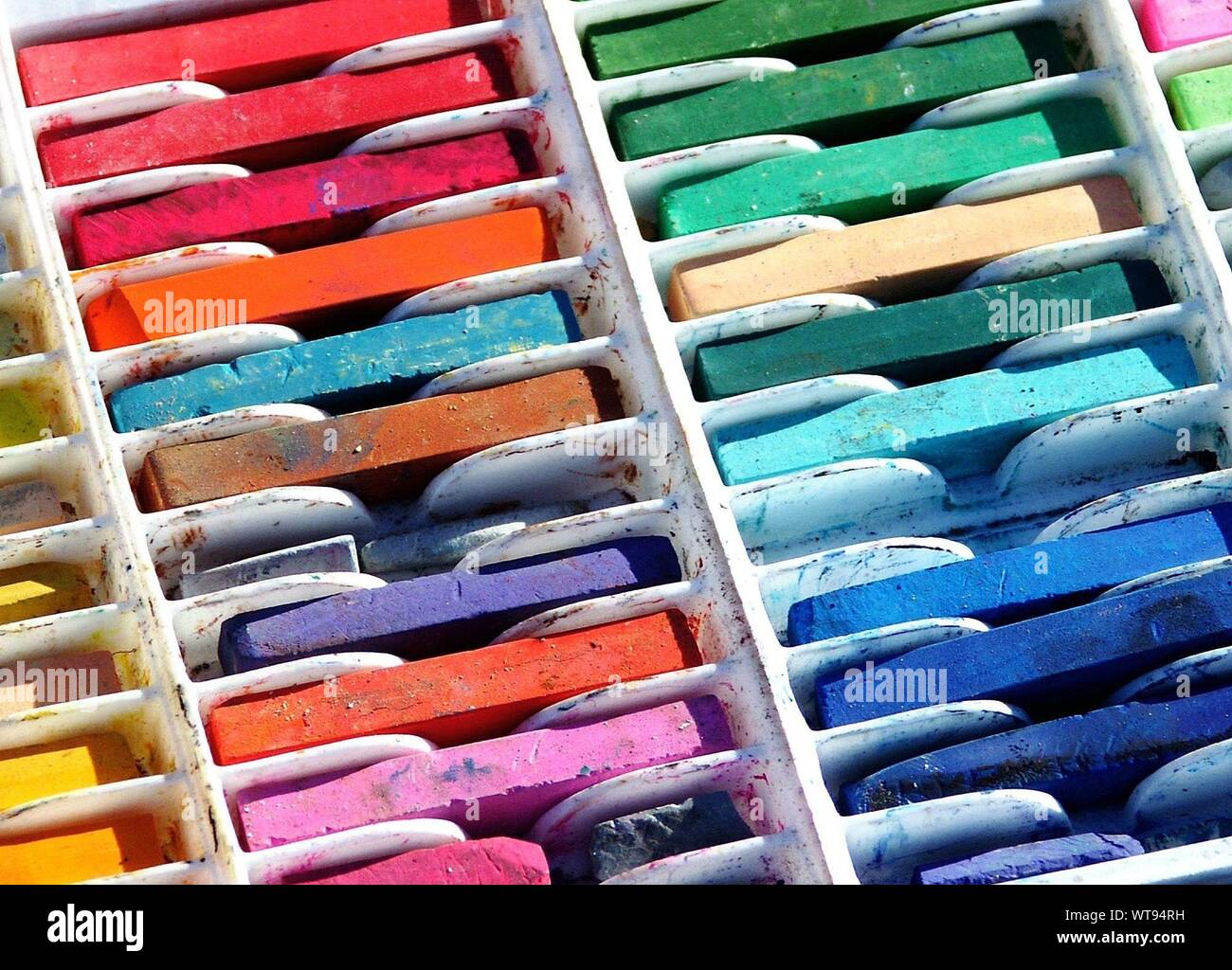Box Of Crayons High Resolution Stock Photography and Images - Alamy