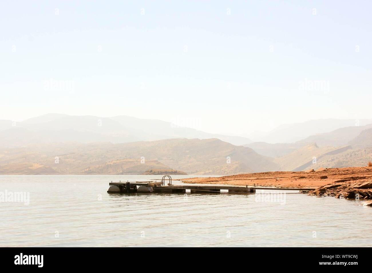 Floating platform lake hi-res stock photography and images - Alamy