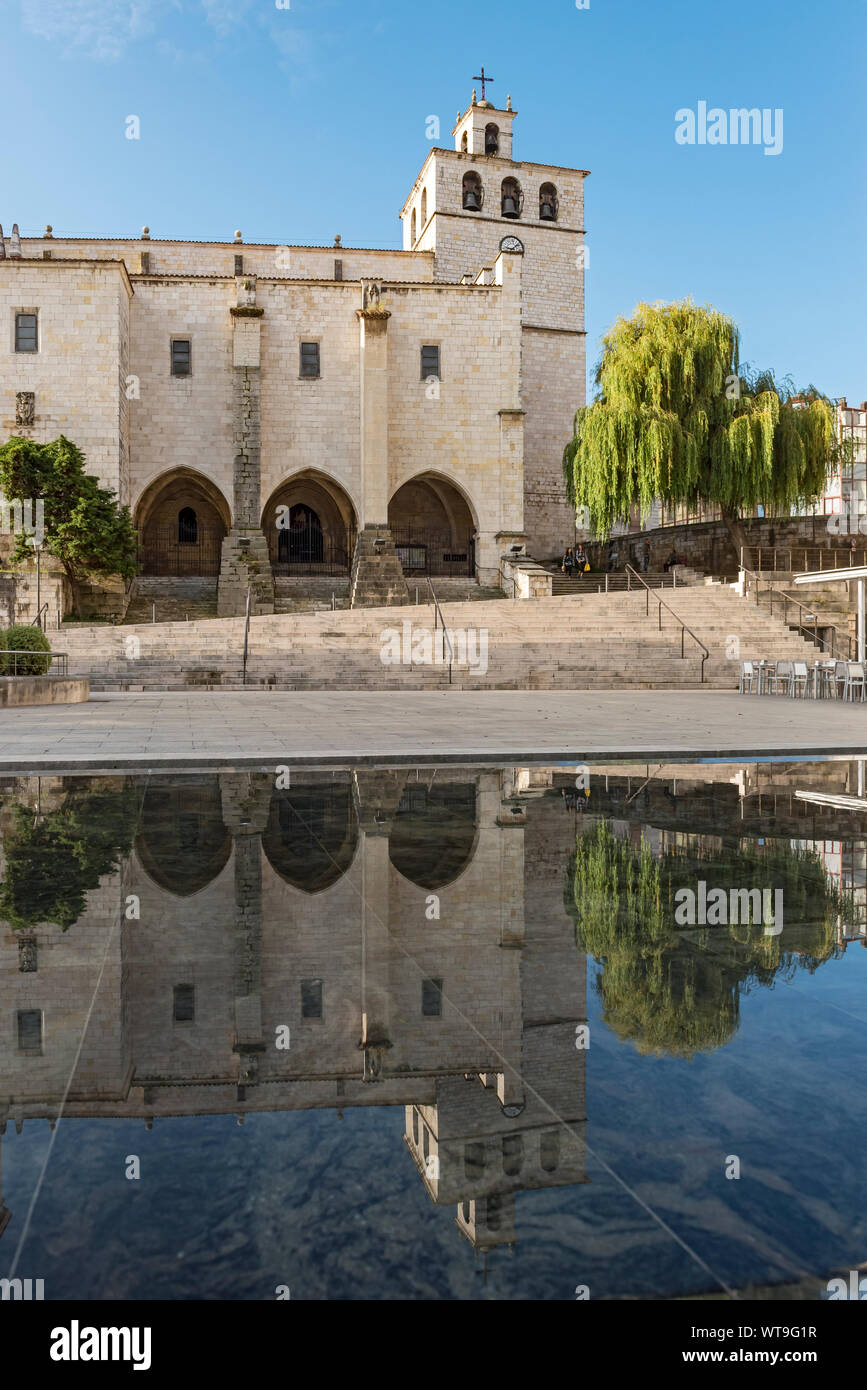 Catedral de la asuncion santander hi-res stock photography and images ...