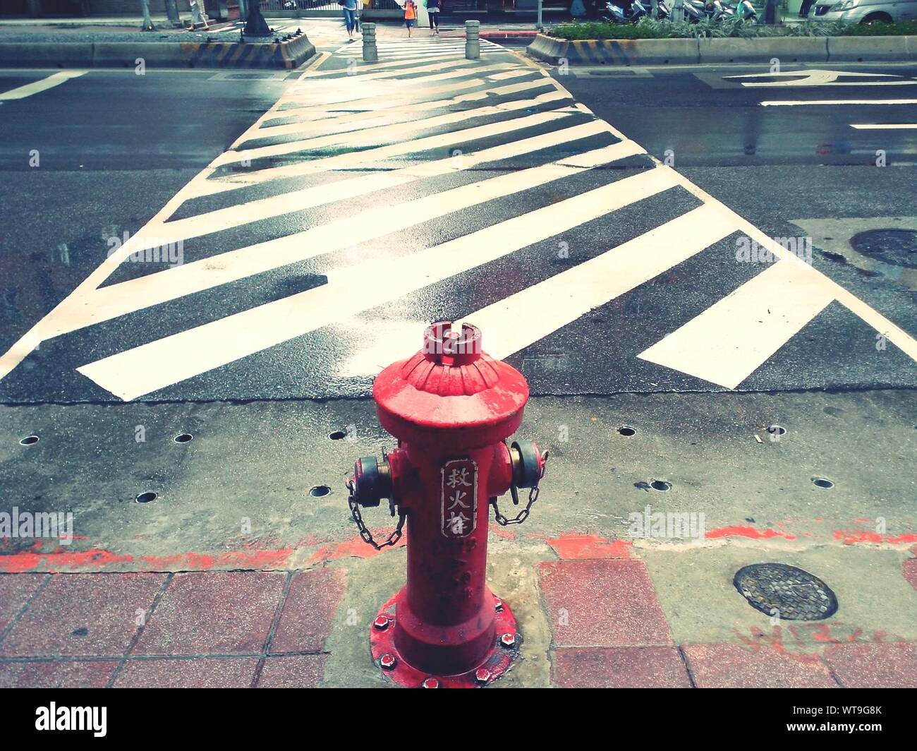 Fire road marking hi-res stock photography and images - Alamy