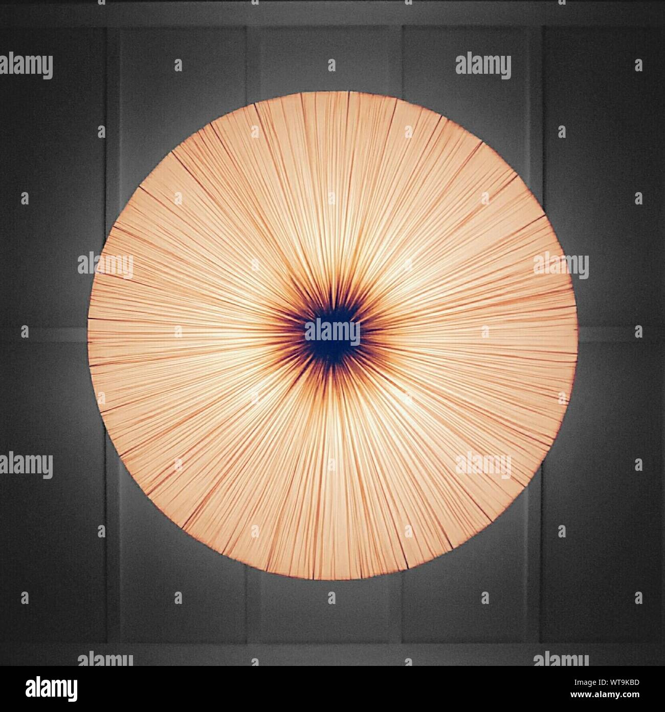 Glowing light from below hi-res stock photography and images - Alamy