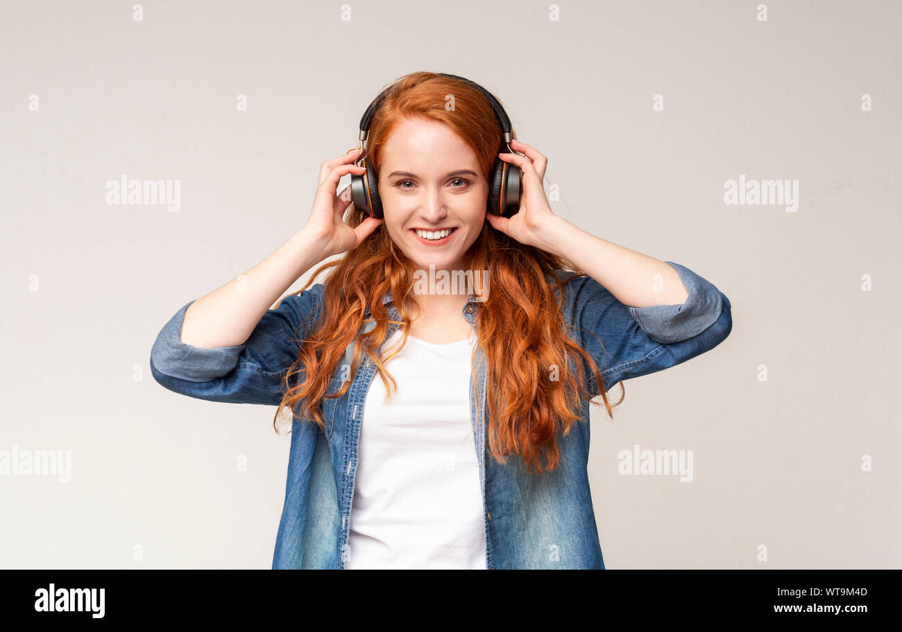 Ginger girl hi-res stock photography and images - Alamy