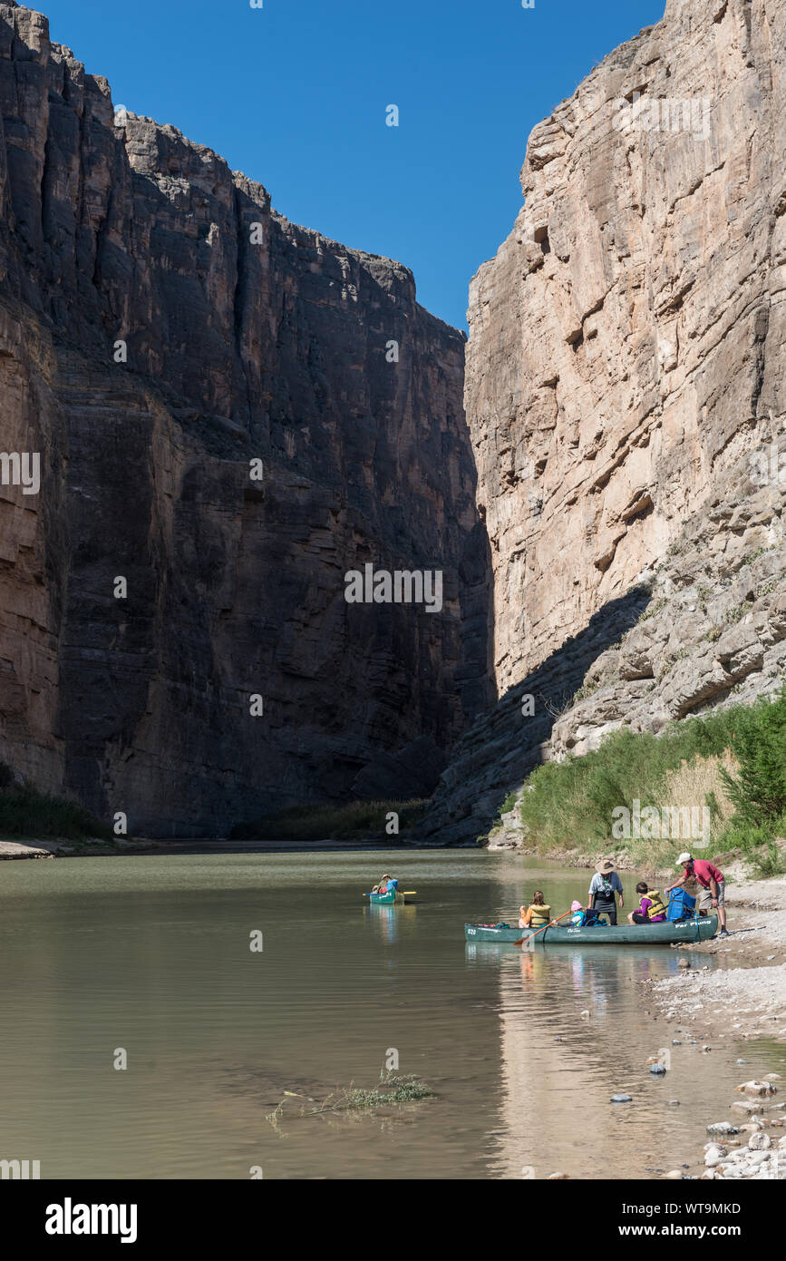 Texas park canoe hi-res stock photography and images - Alamy