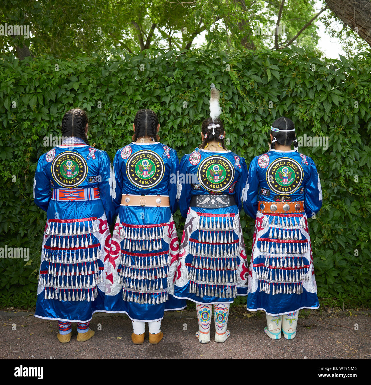 Native american women hi-res stock photography and images - Alamy