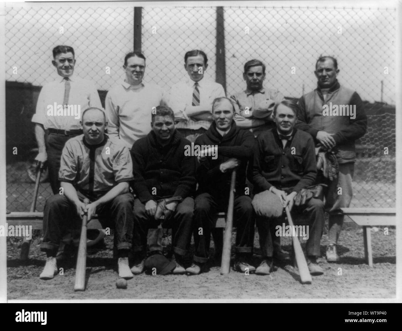 Members of the Republican baseball team of the House of Representatives ...