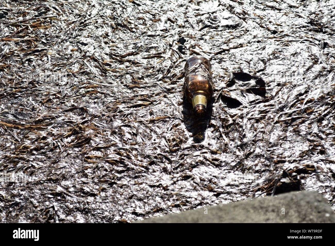 Dirty ground hi-res stock photography and images - Alamy