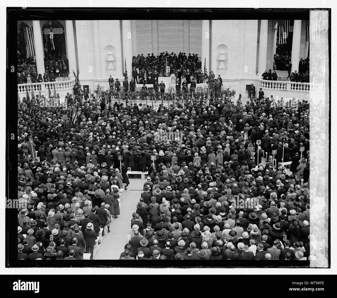 Veterans day observance arlington hi-res stock photography and images ...