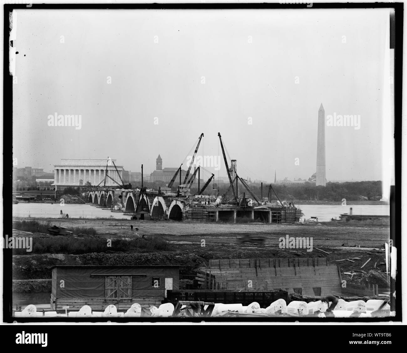 LINCOLN MEMORIAL BRIDGE. UNDER CONSTRUCTION; LINCOLN MEMORIAL BRIDGE ...