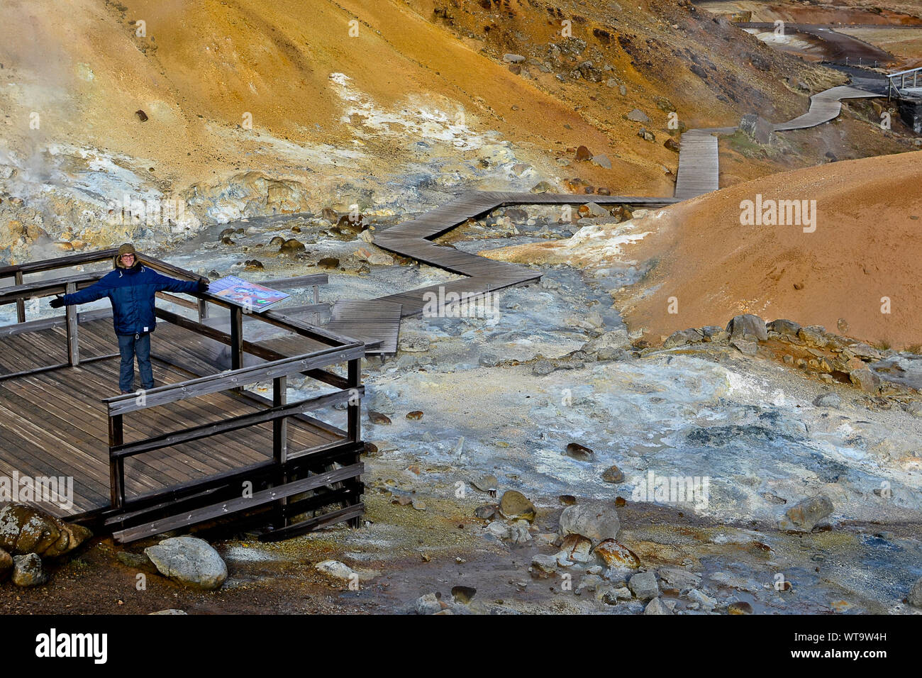 Structure arms hi-res stock photography and images - Alamy