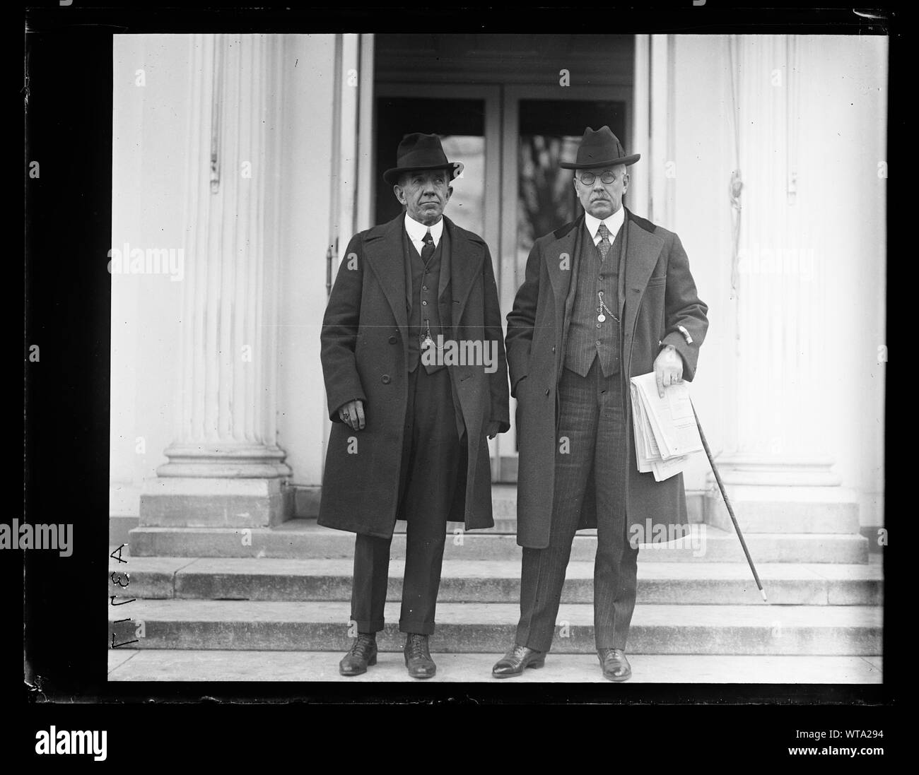 Men at White House, Washington, D.C Stock Photo - Alamy
