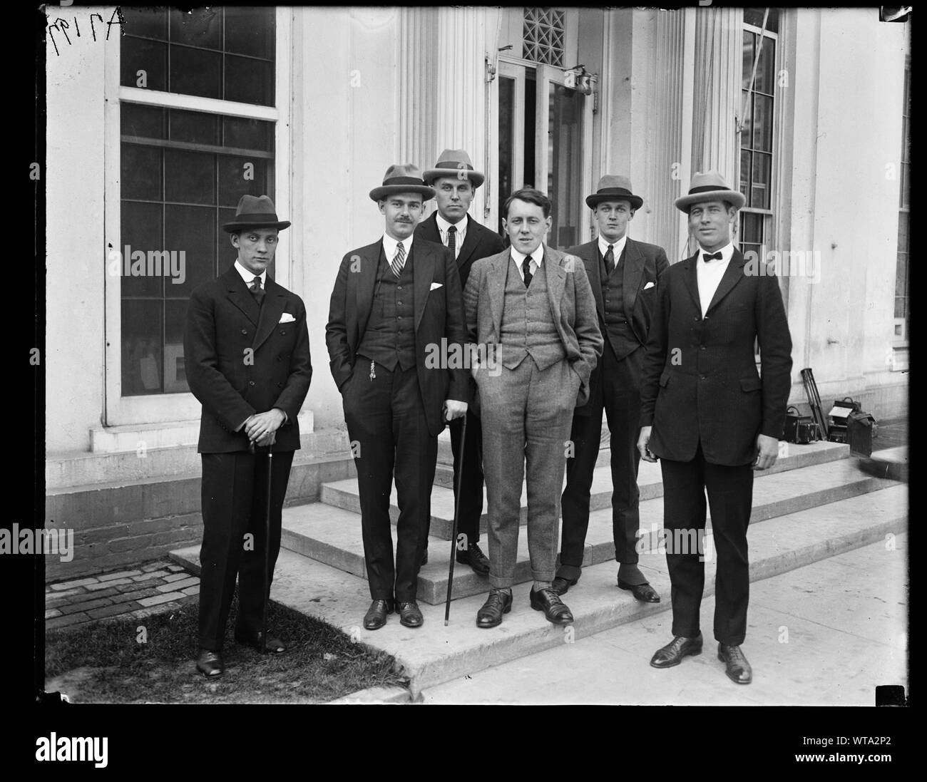 Men at White House, Washington, D.C Stock Photo - Alamy
