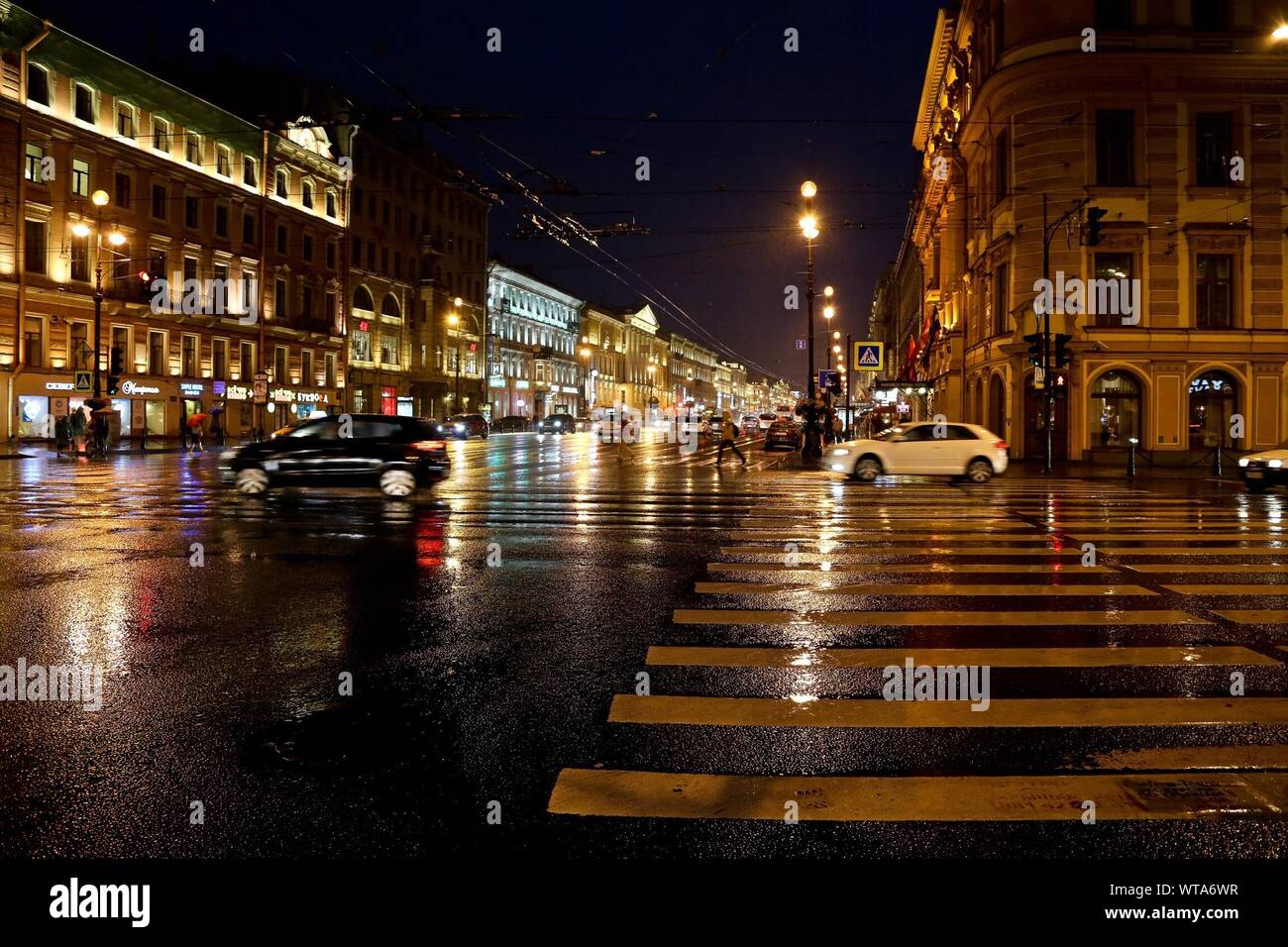 Cars On Road At Night Stock Photo - Alamy