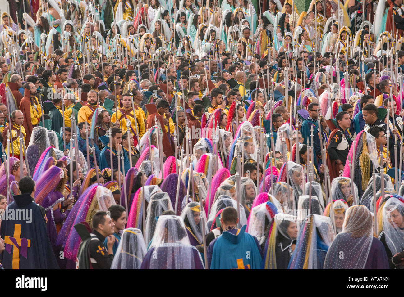 Massive meeting of devotees at Valley of the Dawn Stock Photo - Alamy