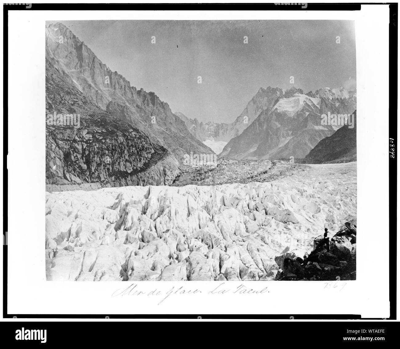 Glace de mer Black and White Stock Photos & Images - Alamy