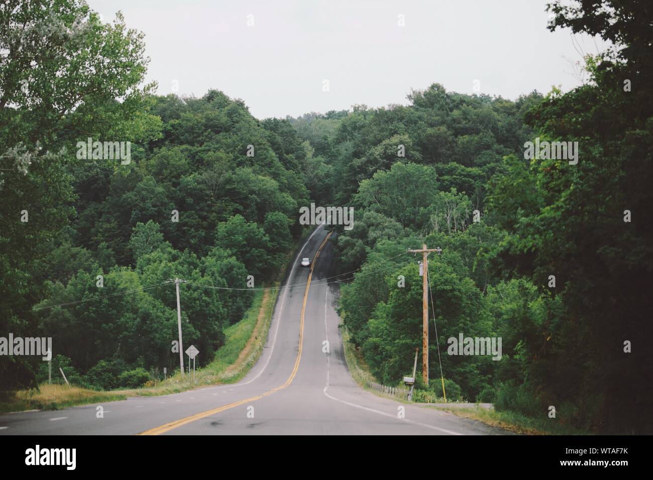Very steep road hi-res stock photography and images - Alamy