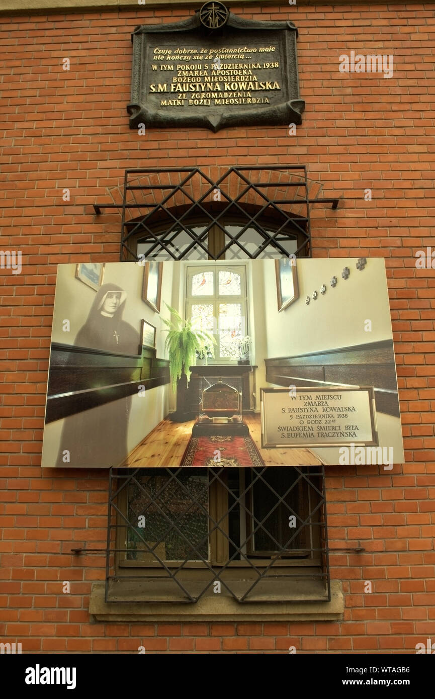 Saint faustina hi-res stock photography and images - Alamy