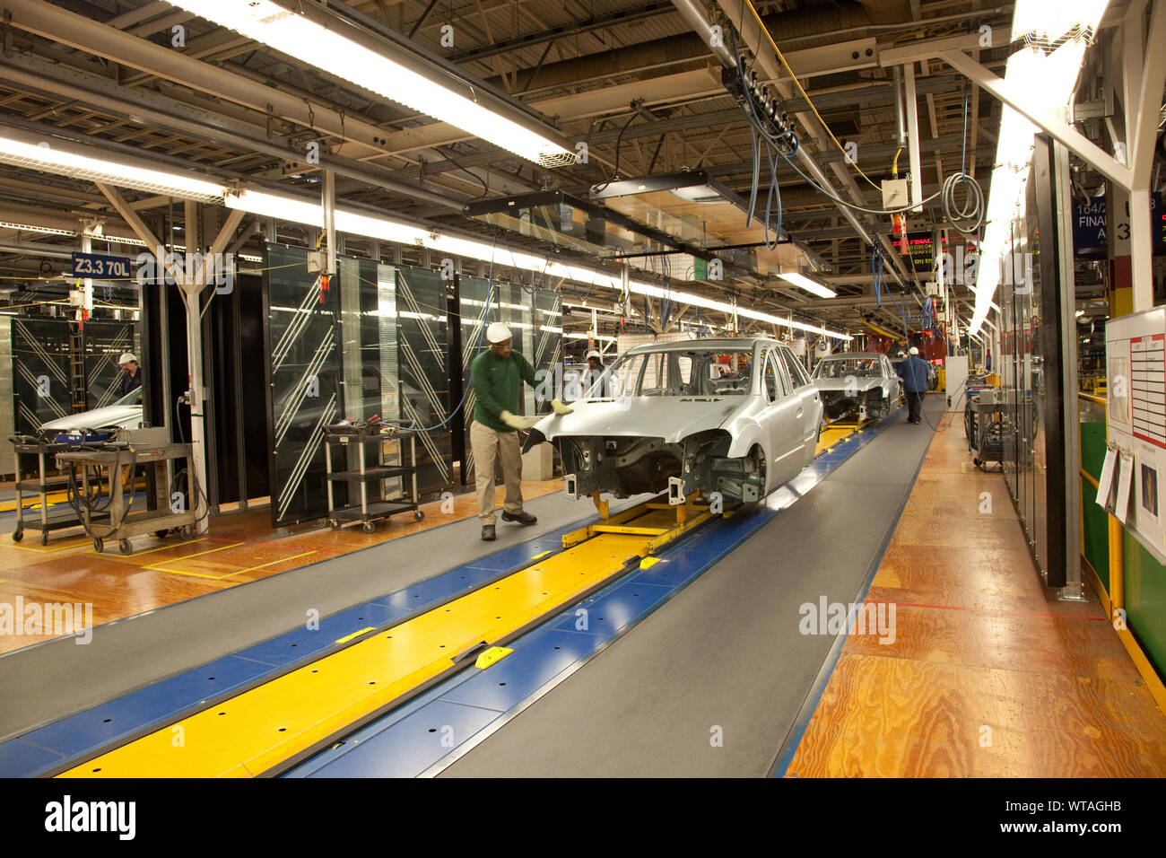 Mercedes-Benz U.S. International Plant located in Tuscaloosa County ...