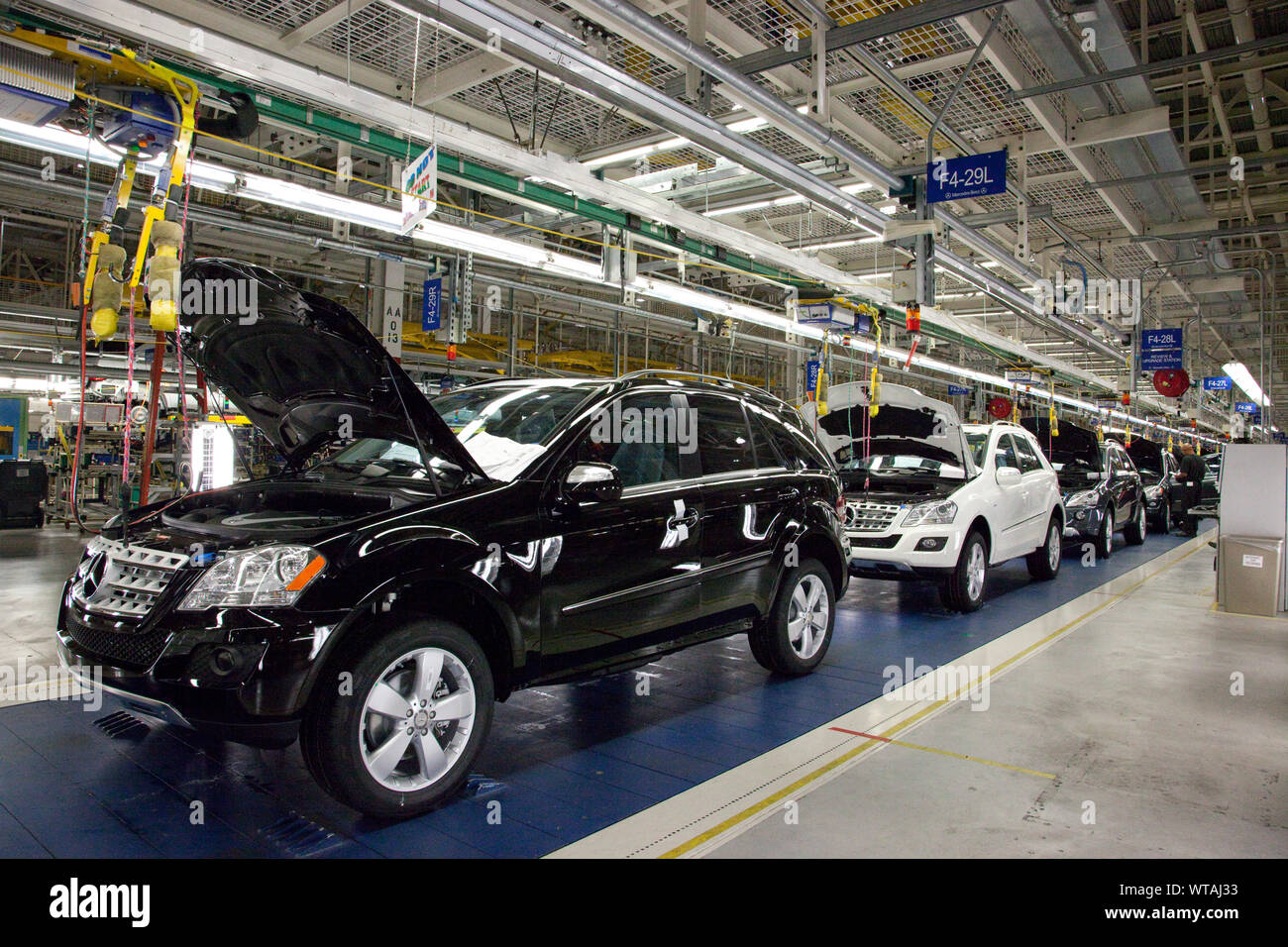Mercedes-Benz U.S. International Plant located in Tuscaloosa County ...