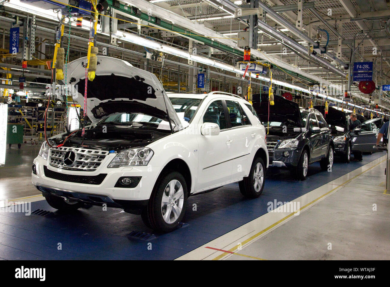 Mercedes-Benz U.S. International Plant located in Tuscaloosa County ...