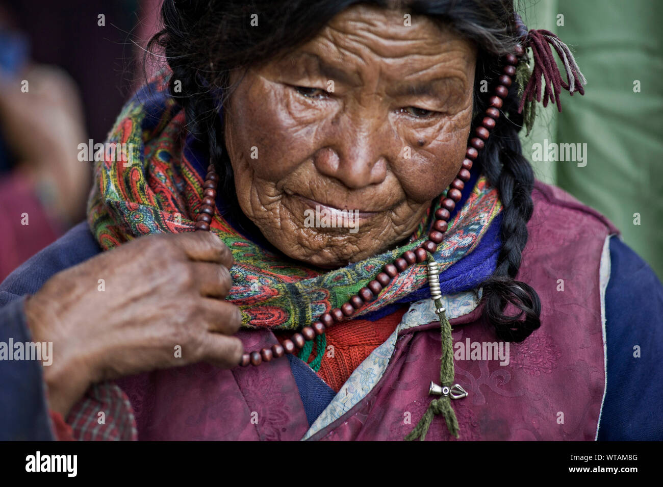 Old woman worship hi-res stock photography and images - Alamy