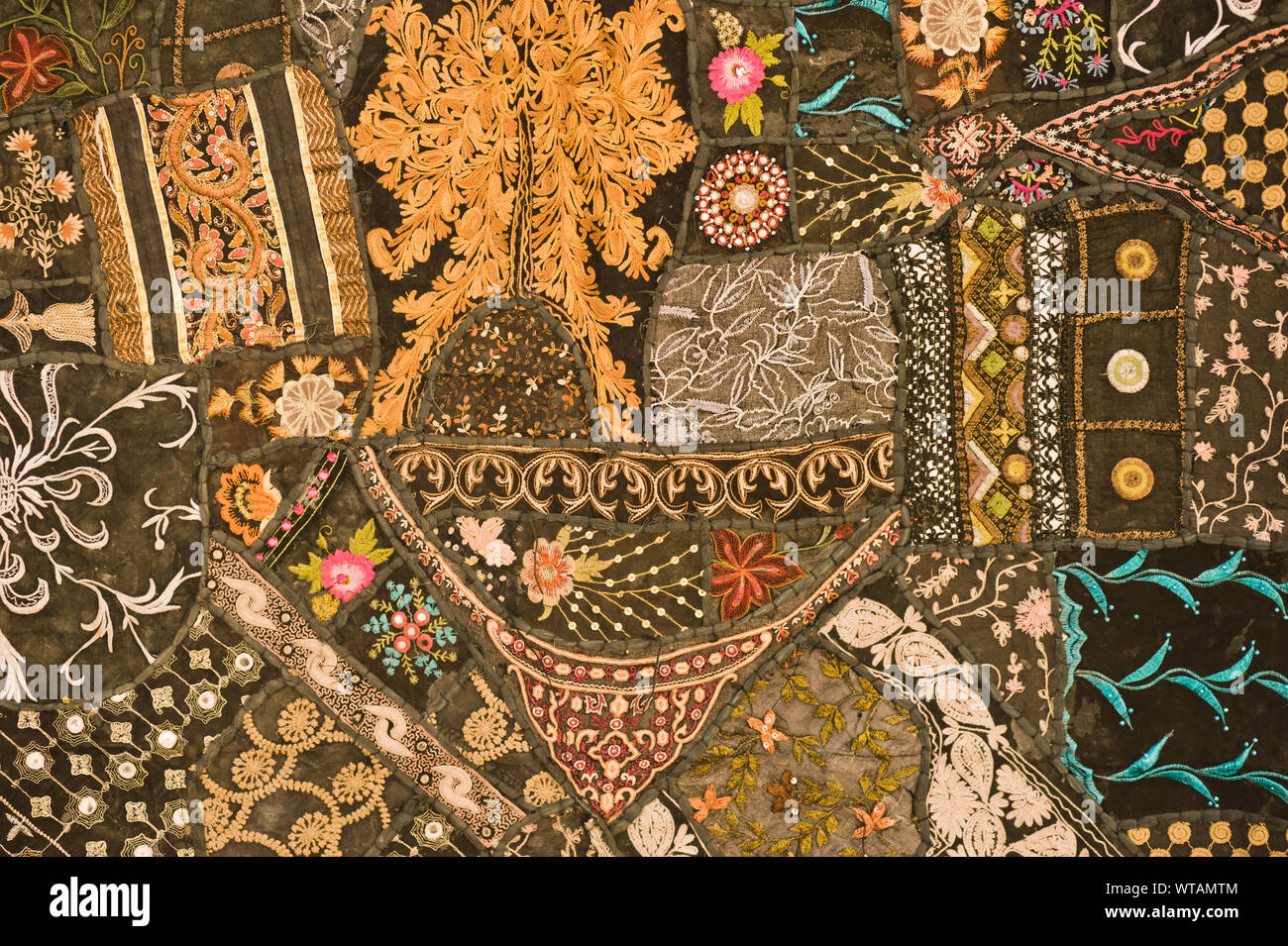 Tibetan motif hi-res stock photography and images - Alamy