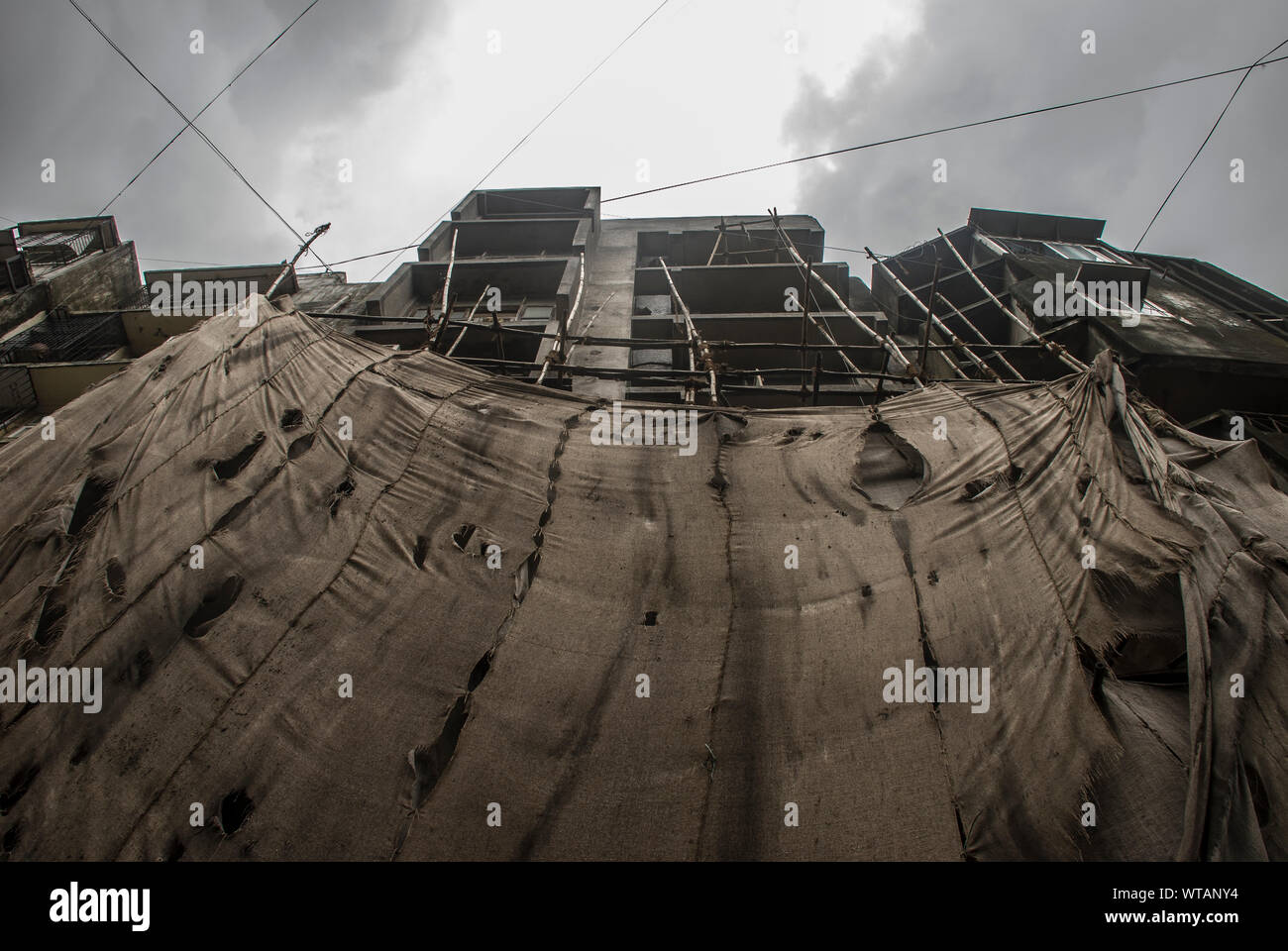 Improvised structure hi-res stock photography and images - Alamy