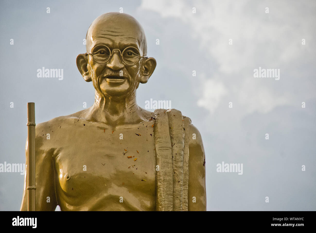 Mahatma gandhi monument hi-res stock photography and images - Alamy
