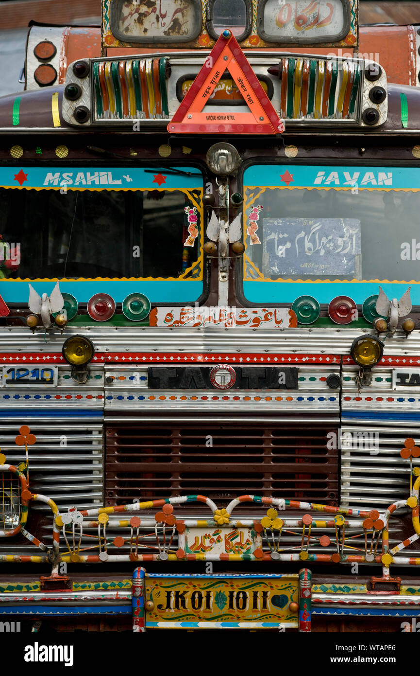 Decorated colorful bus in Srinagar Stock Photo - Alamy