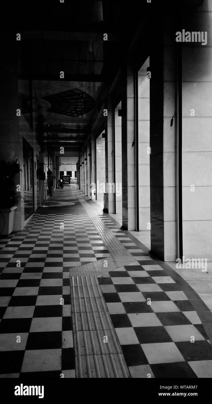 Checkered floor hi-res stock photography and images - Alamy