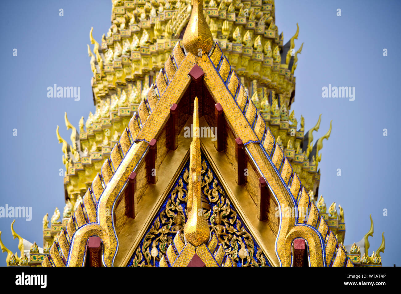 Temple roof detail at Grand Palace Stock Photo - Alamy