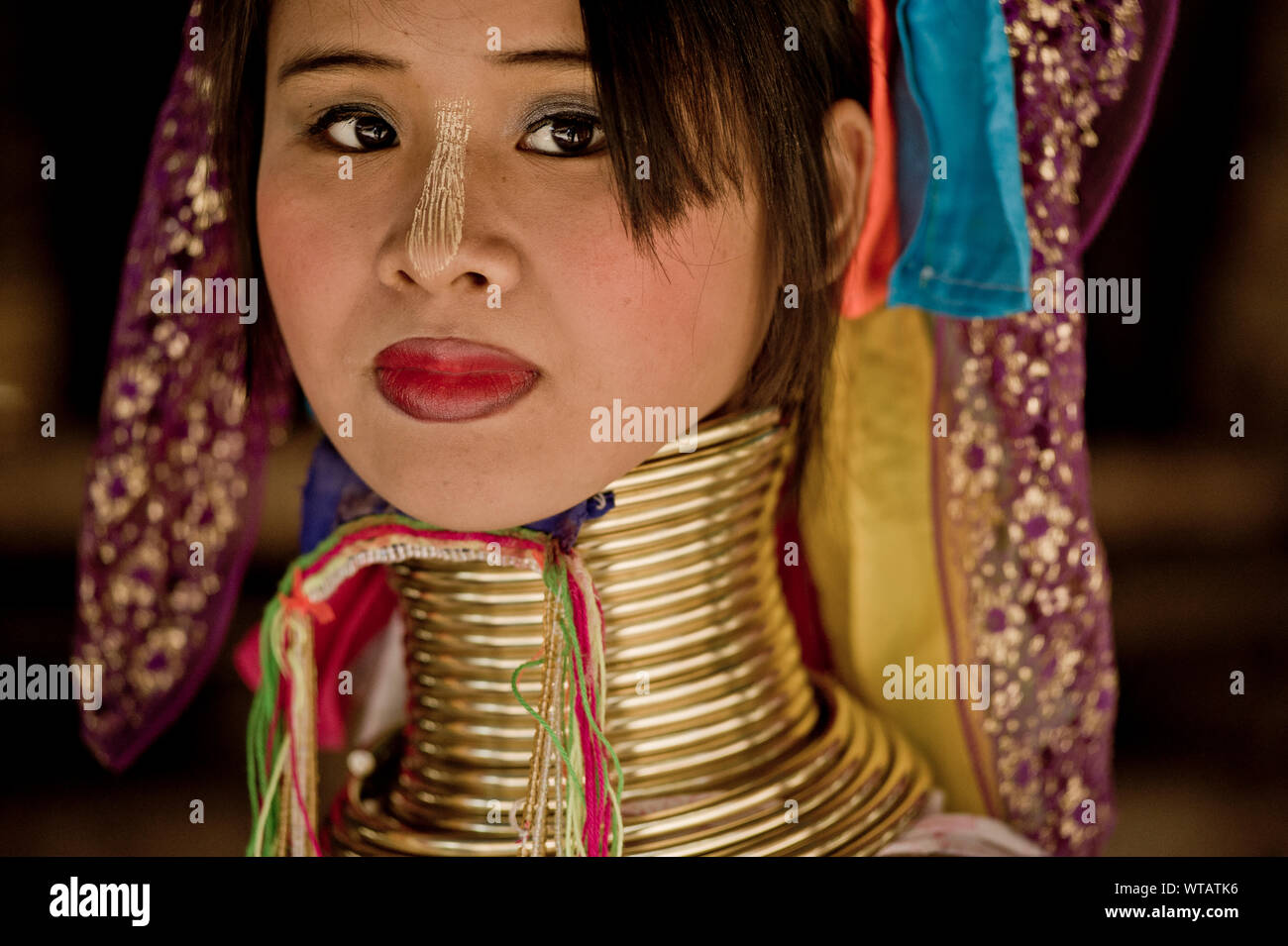 Gorgeous woman from Long Neck Karen tribe Stock Photo - Alamy
