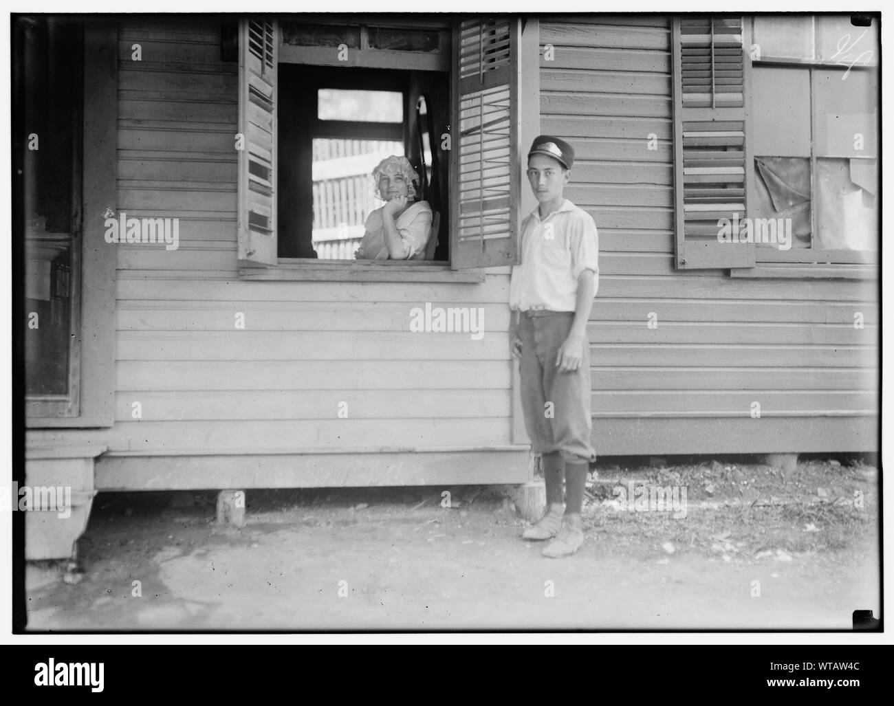 Messenger? Photographs from the records of the National Child Labor ...