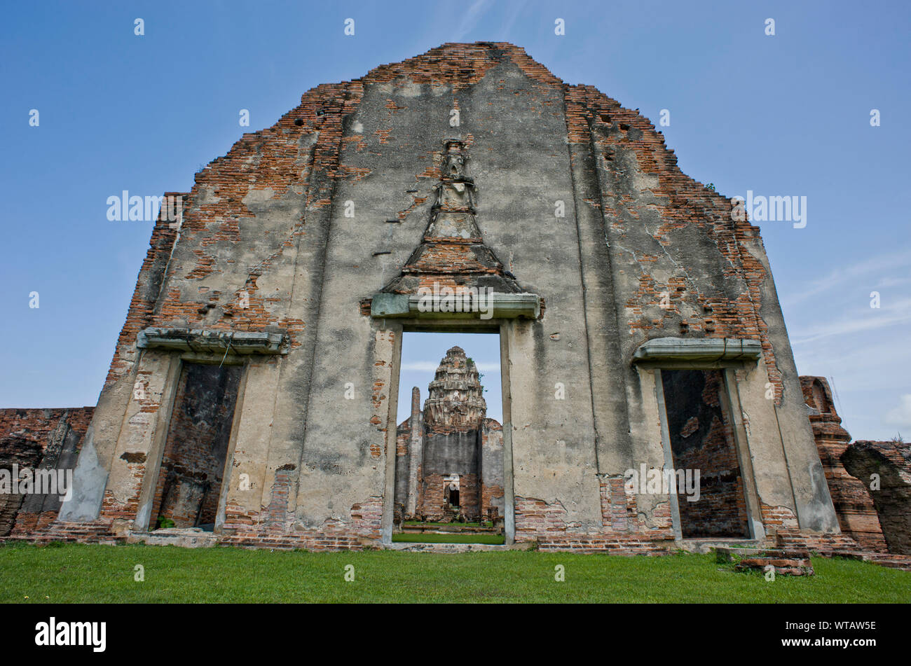 Dvaravati hi-res stock photography and images - Alamy