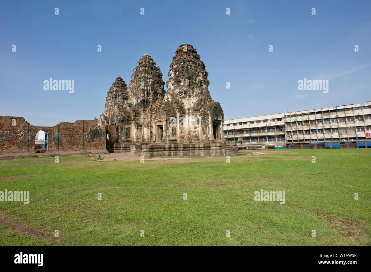 Dvaravati hi-res stock photography and images - Alamy