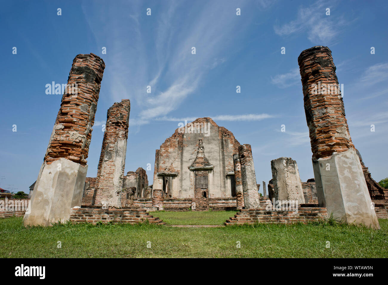 Dvaravati hi-res stock photography and images - Alamy