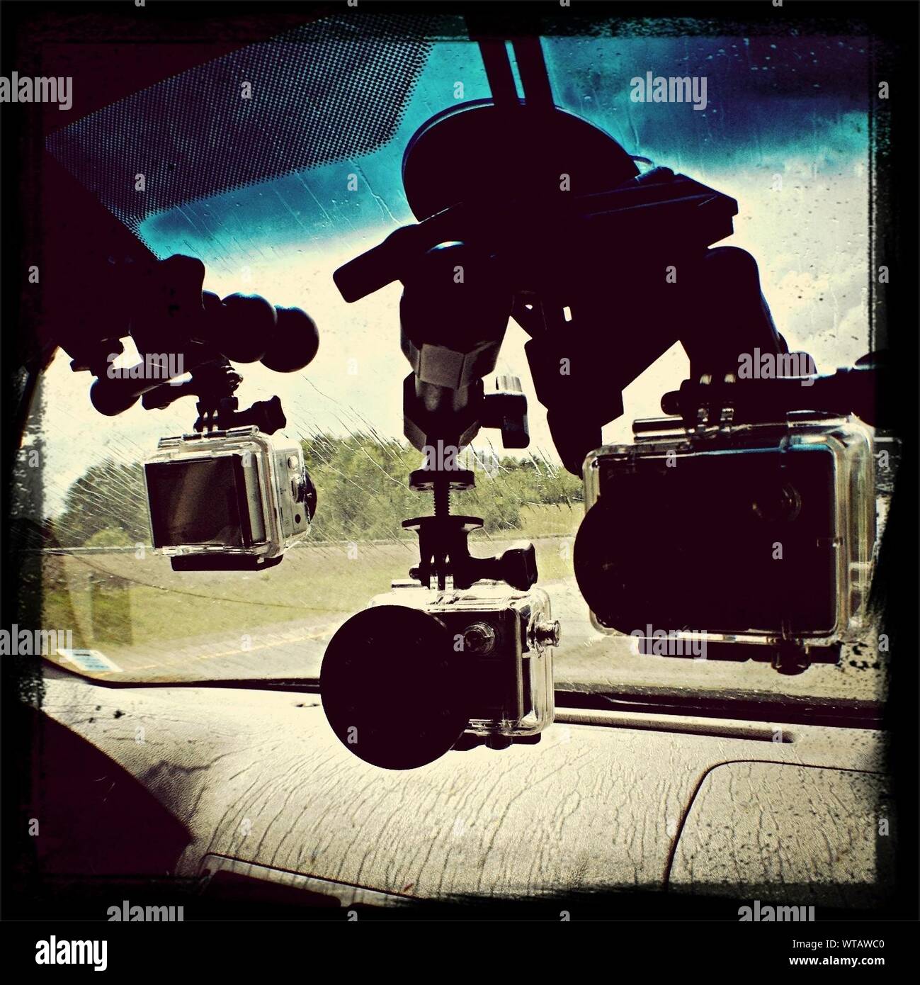 Car cameras hi-res stock photography and images - Alamy