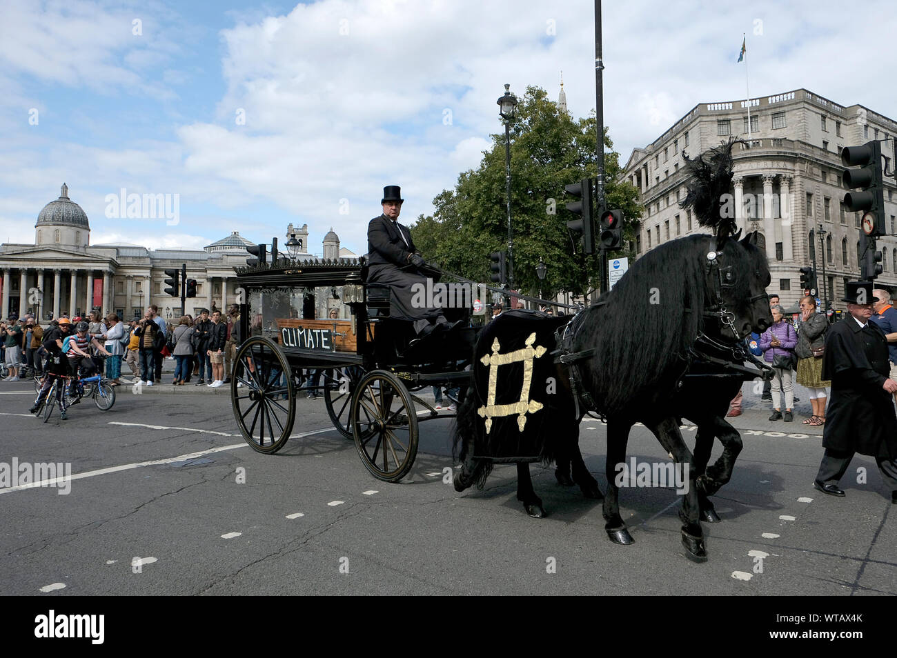 Hearses hi-res stock photography and images - Alamy