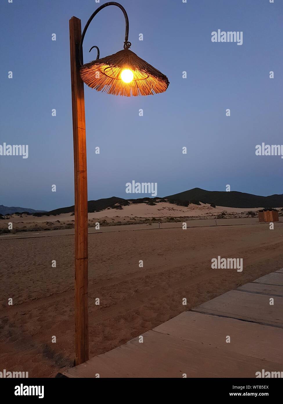 Catalina island silhouette hi-res stock photography and images - Alamy