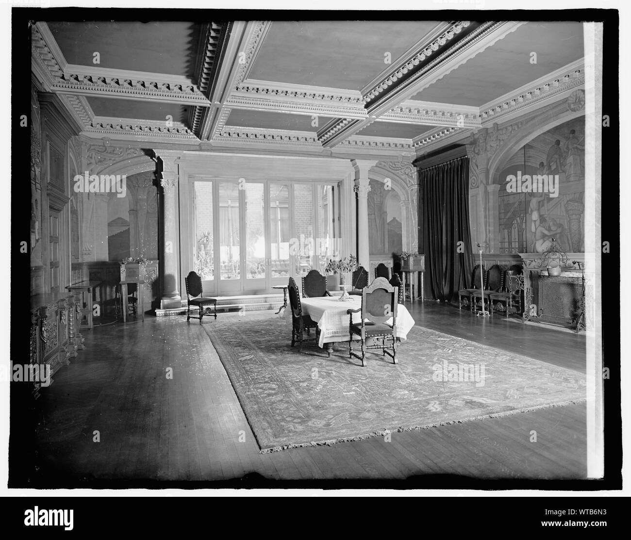 Mexican Emb., [Washington, D.C.], dining room Stock Photo - Alamy