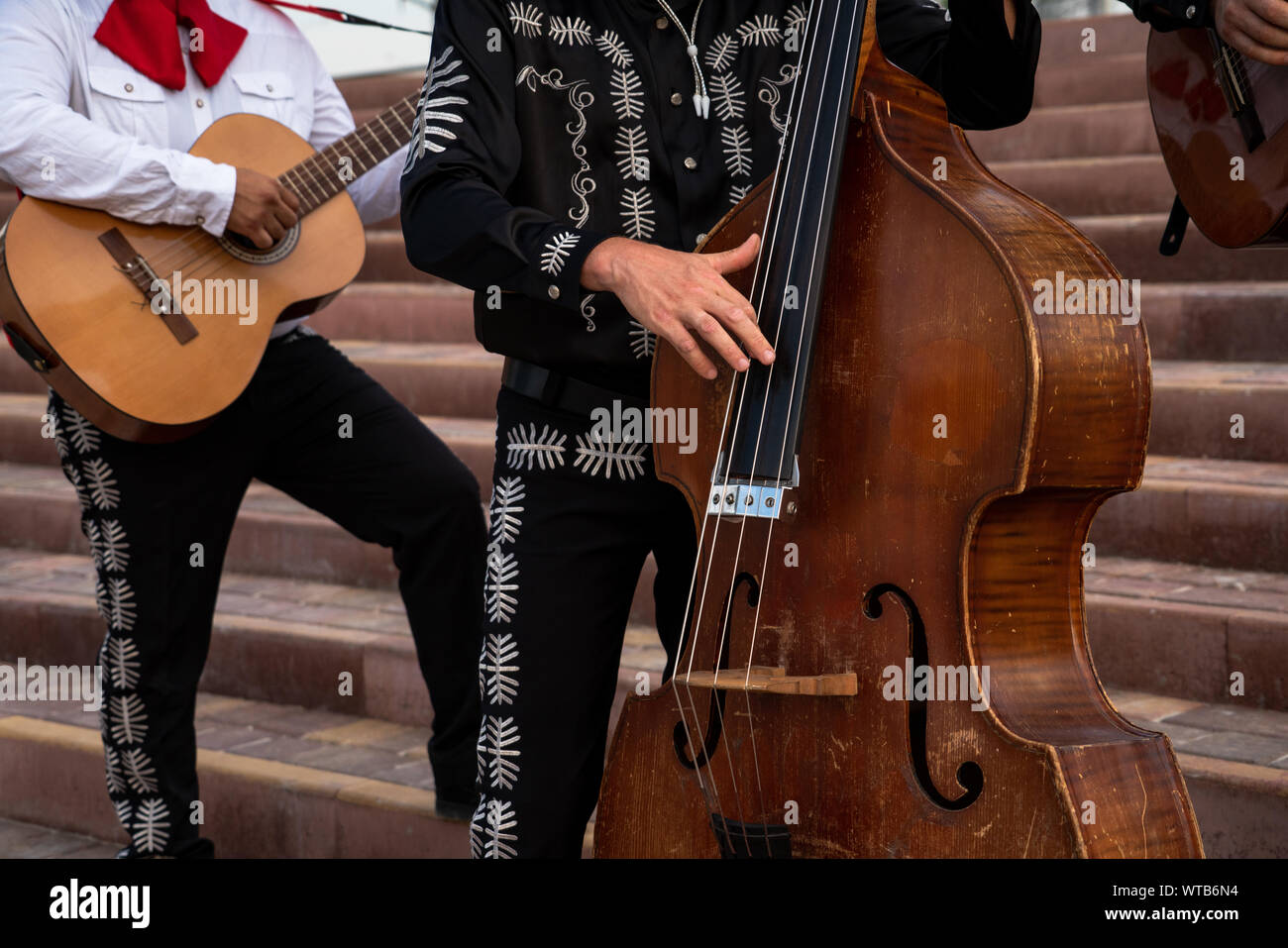 Mexican musicians mariachi band give street concert Stock Photo - Alamy